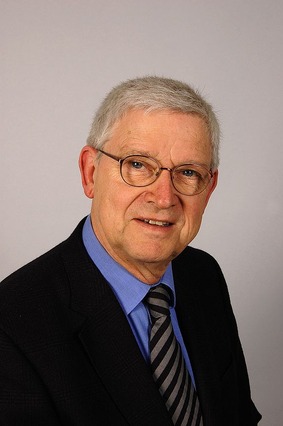 Der erste Stein aus der Berliner Mauer – Sächsische Landeszentrale für ...