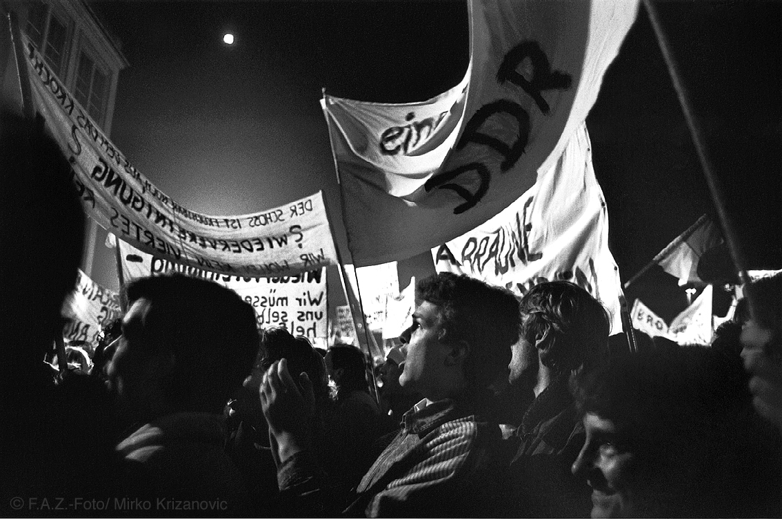 DDR. Die Friedliche Revolution – Sächsische Landeszentrale für ...